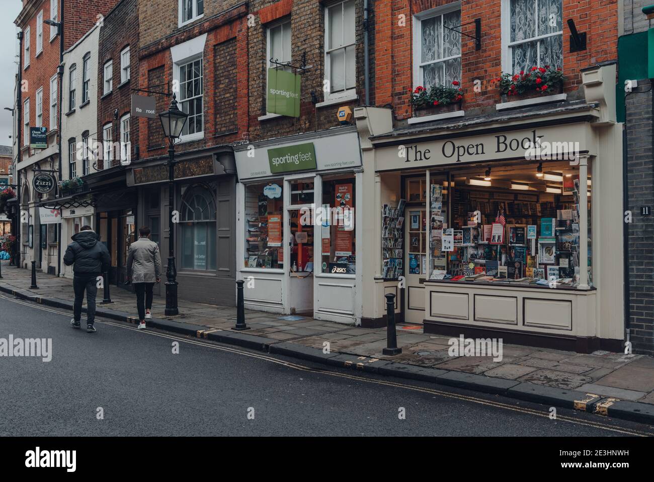 Old london store fronts hi-res stock photography and images - Alamy