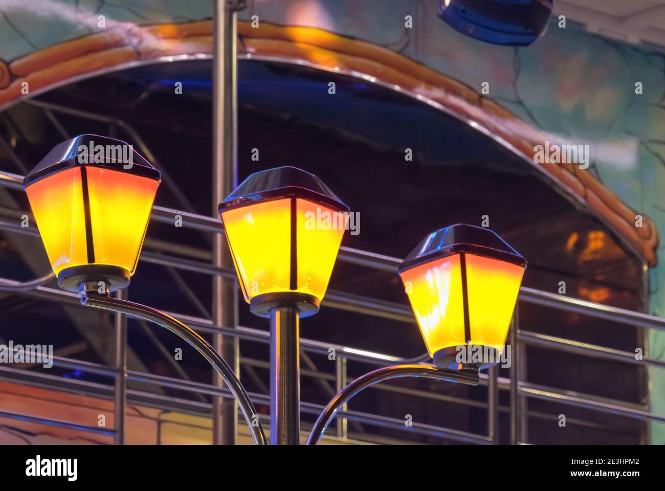 Retro lights hi-res stock photography and images - Alamy