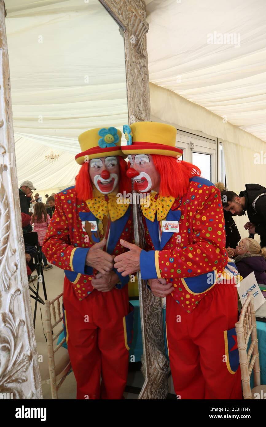 Child clown fear hi-res stock photography and images - Alamy