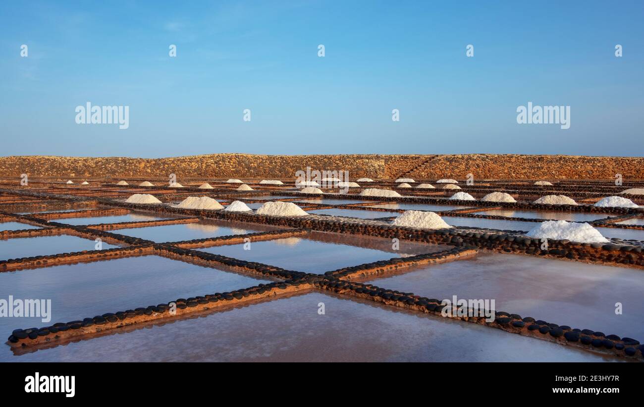 Sediment beds hi-res stock photography and images - Alamy