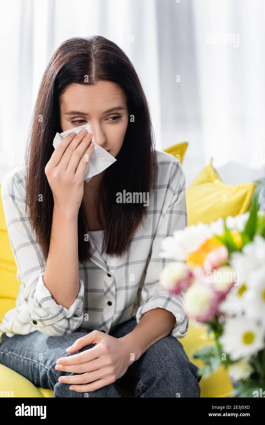 Wipe tears hi-res stock photography and images - Alamy