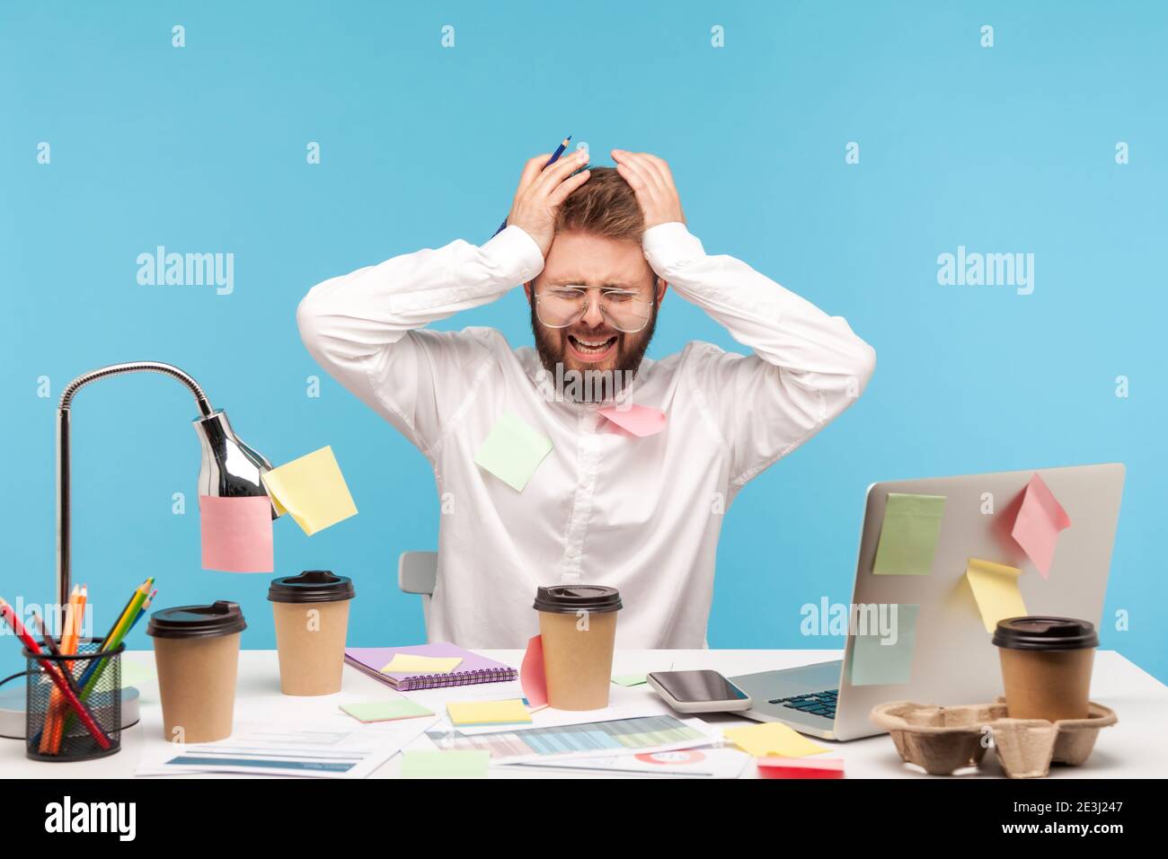 Overworking hi-res stock photography and images - Alamy