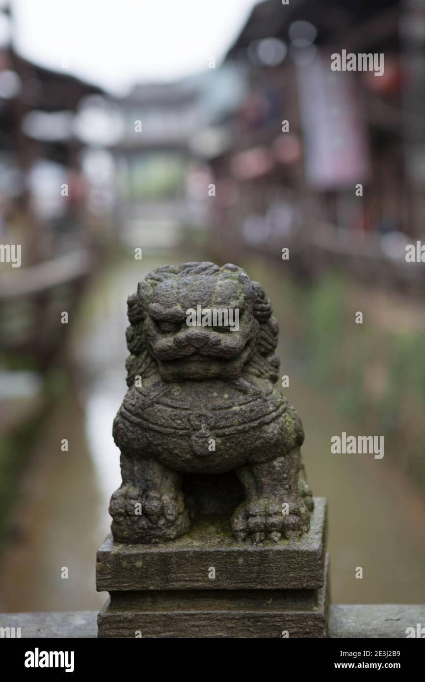 Portrait statue high quality hi-res stock photography and images - Alamy