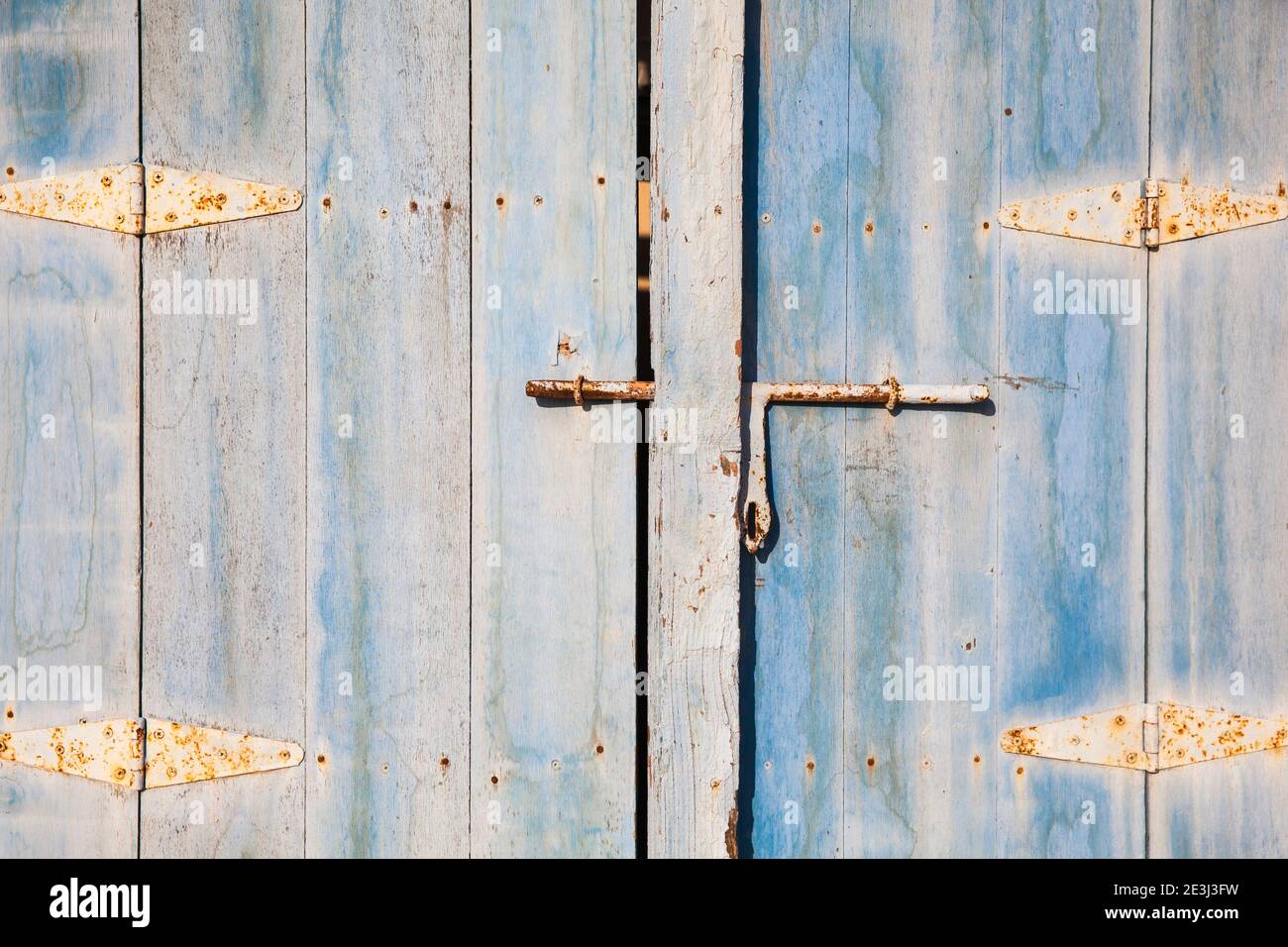 Bahrain, Manama, Arad Fort, Wooden doors Stock Photo - Alamy