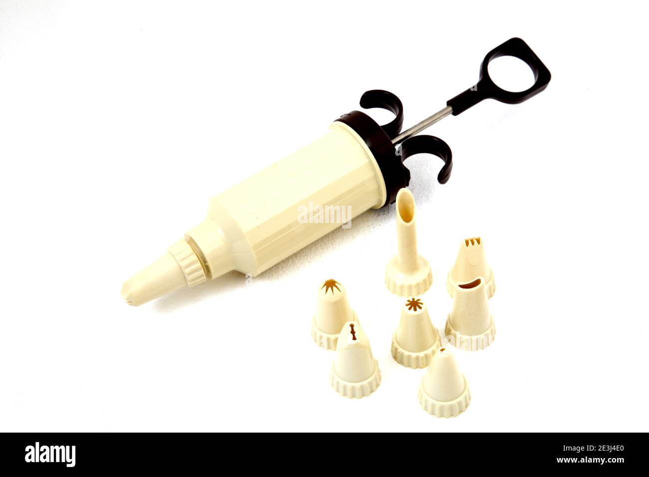 Icing nozzle hi-res stock photography and images - Alamy