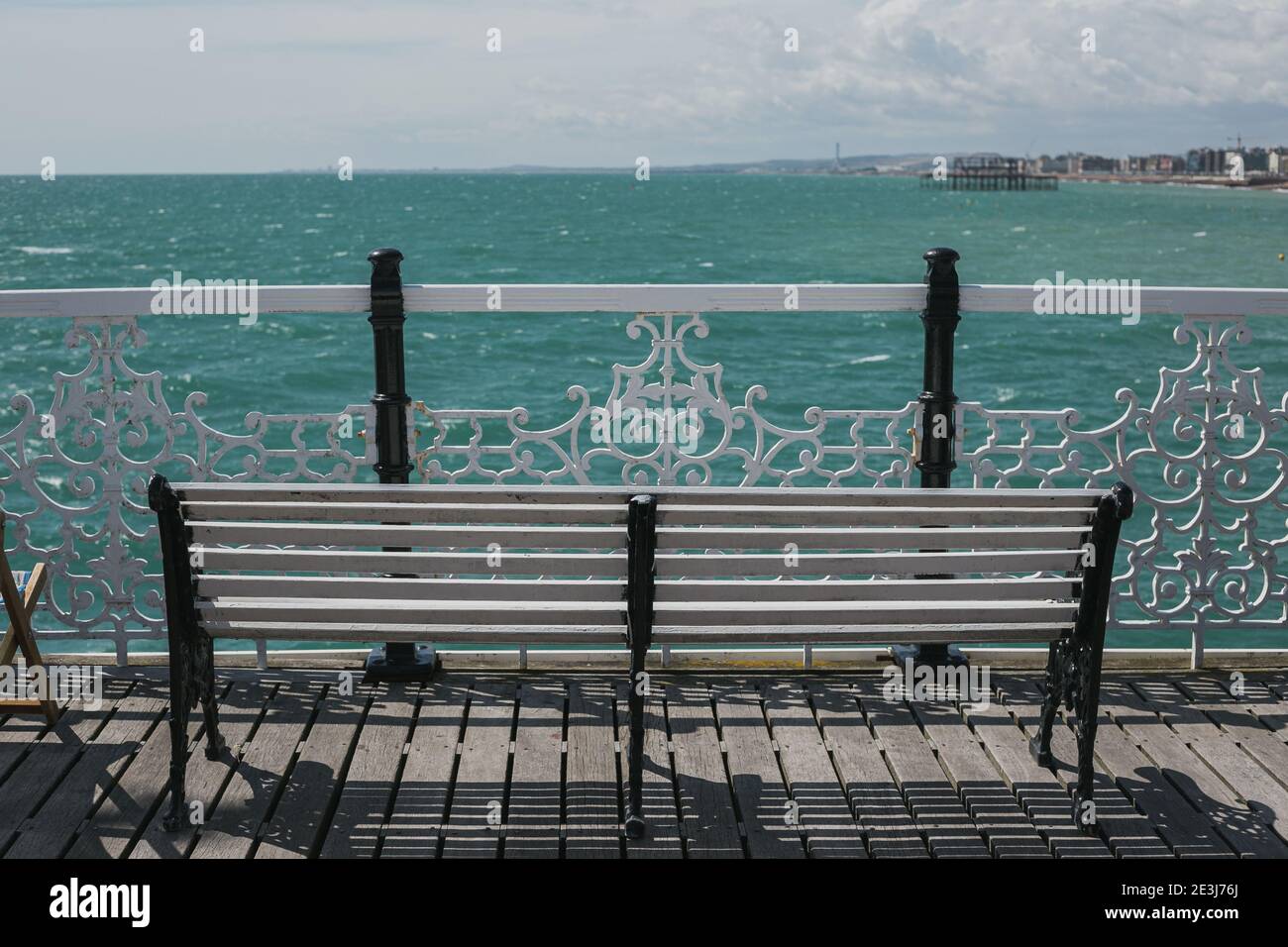 Chair sit relax rest white hi-res stock photography and images - Alamy