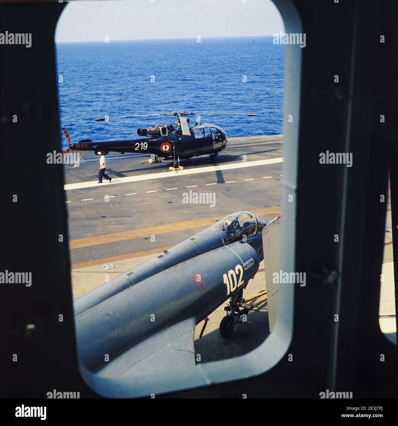 French aircraft carrier clemenceau hi-res stock photography and images ...