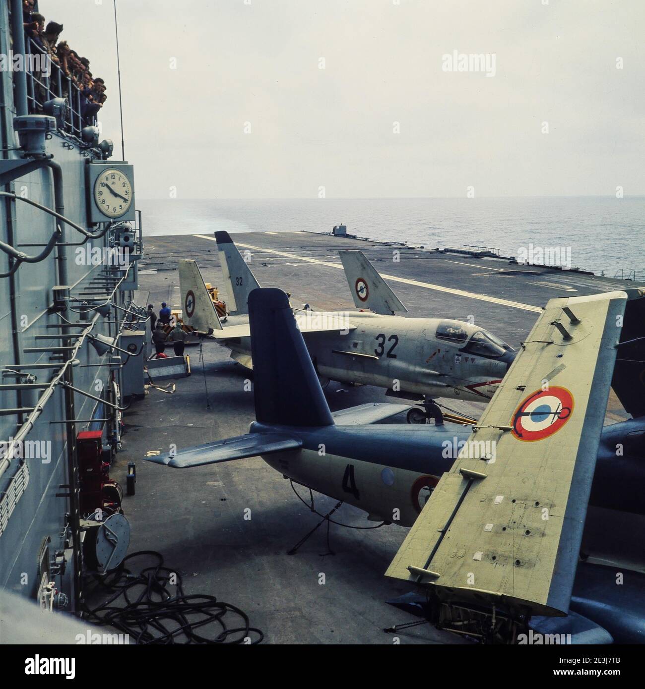French aircraft carrier clemenceau hi-res stock photography and images ...