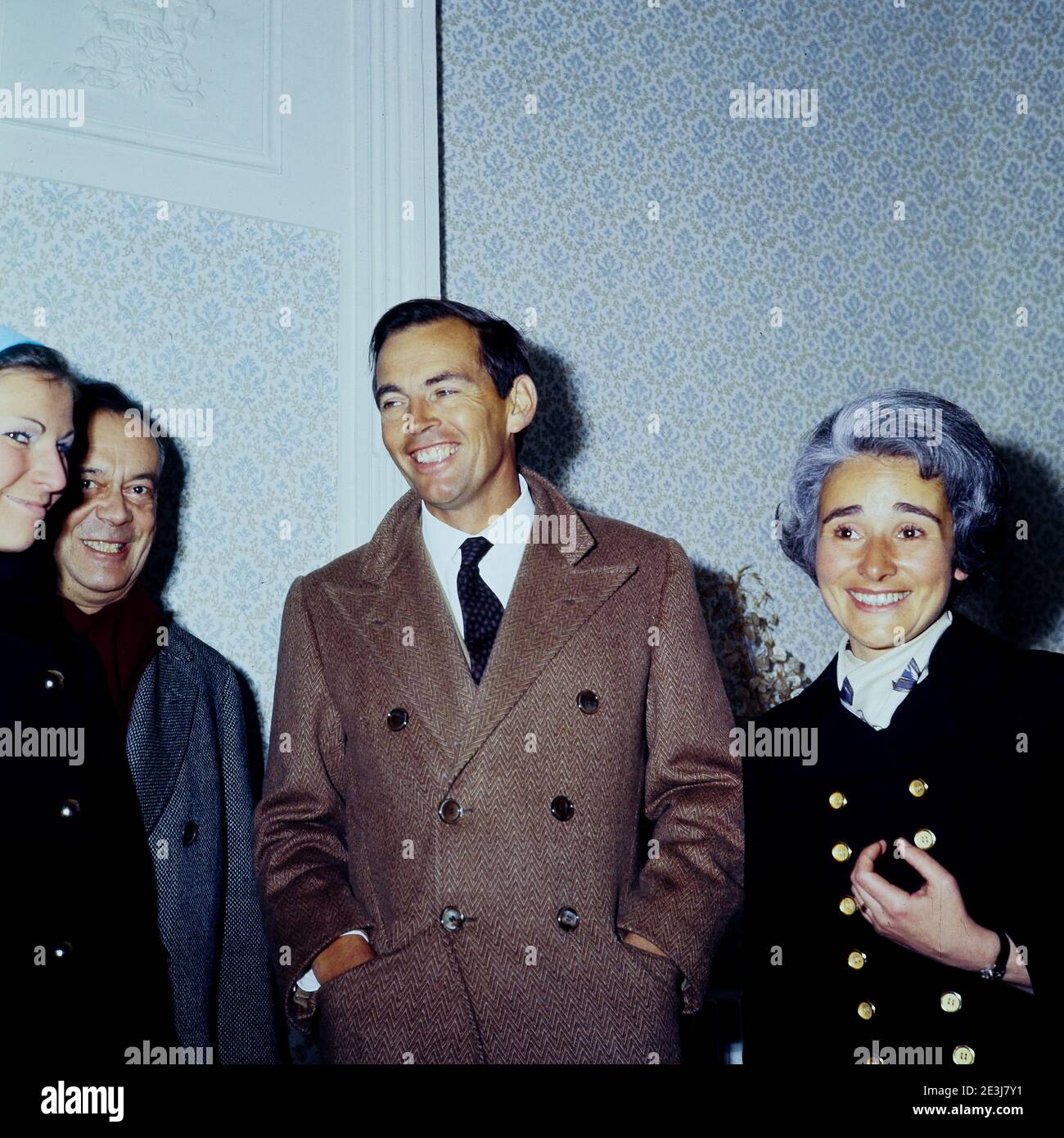 Dr Chris Barnard, pioneer of heart transplantation, travels in France ...