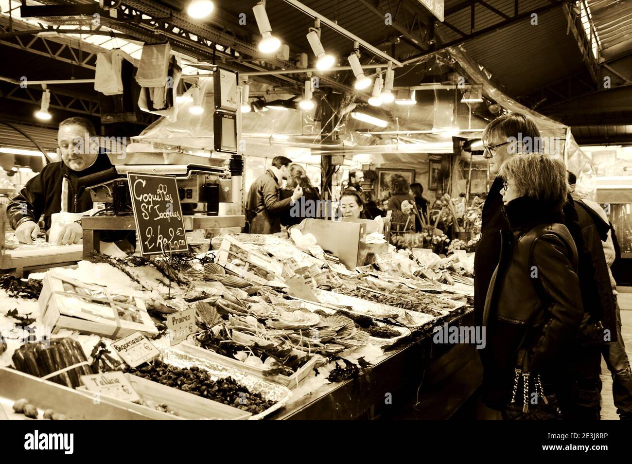Marche des enfants rouges hi-res stock photography and images - Alamy