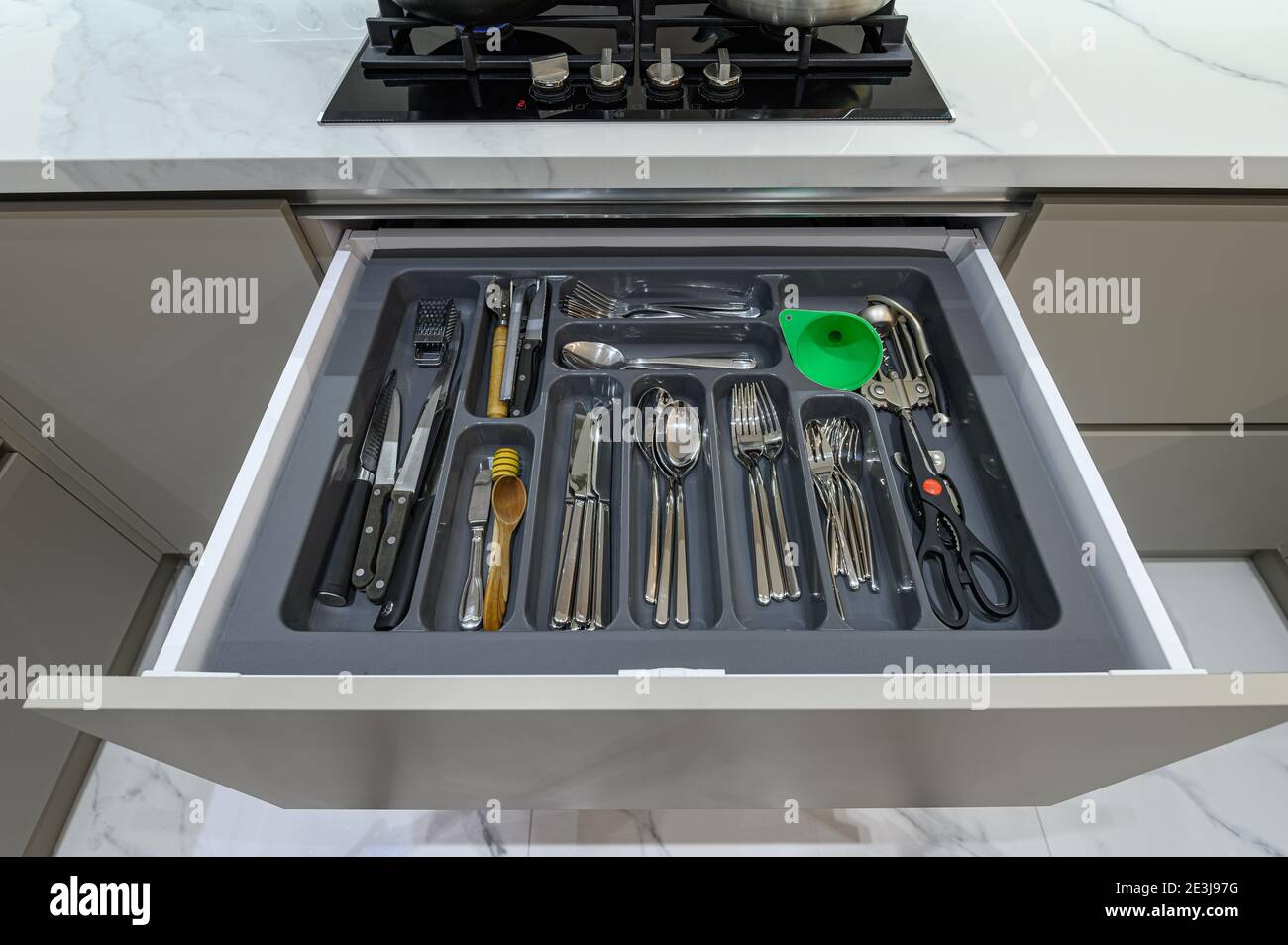 Kitchen inside drawer hi-res stock photography and images - Alamy
