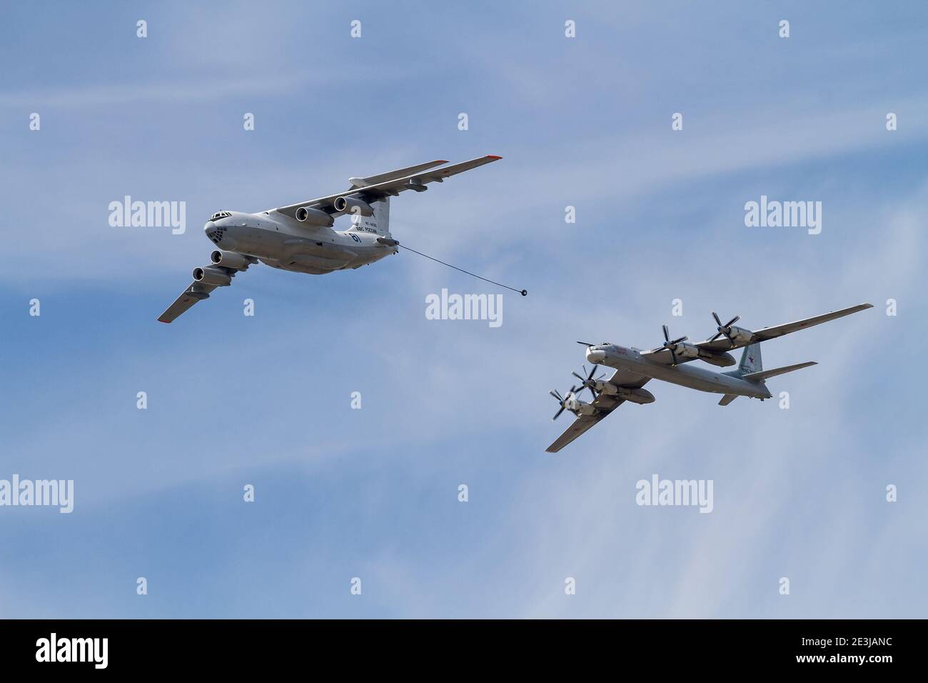 Russian military aircraft hi-res stock photography and images - Alamy