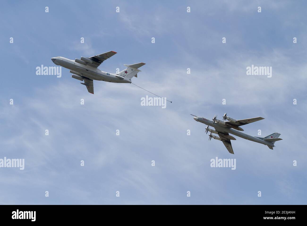 Russian military aircraft hi-res stock photography and images - Alamy