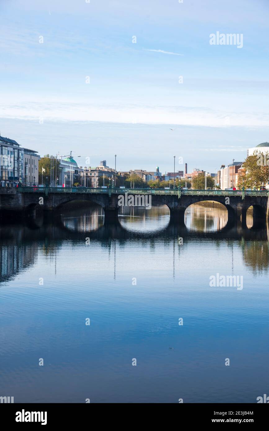 Liffe hi-res stock photography and images - Alamy