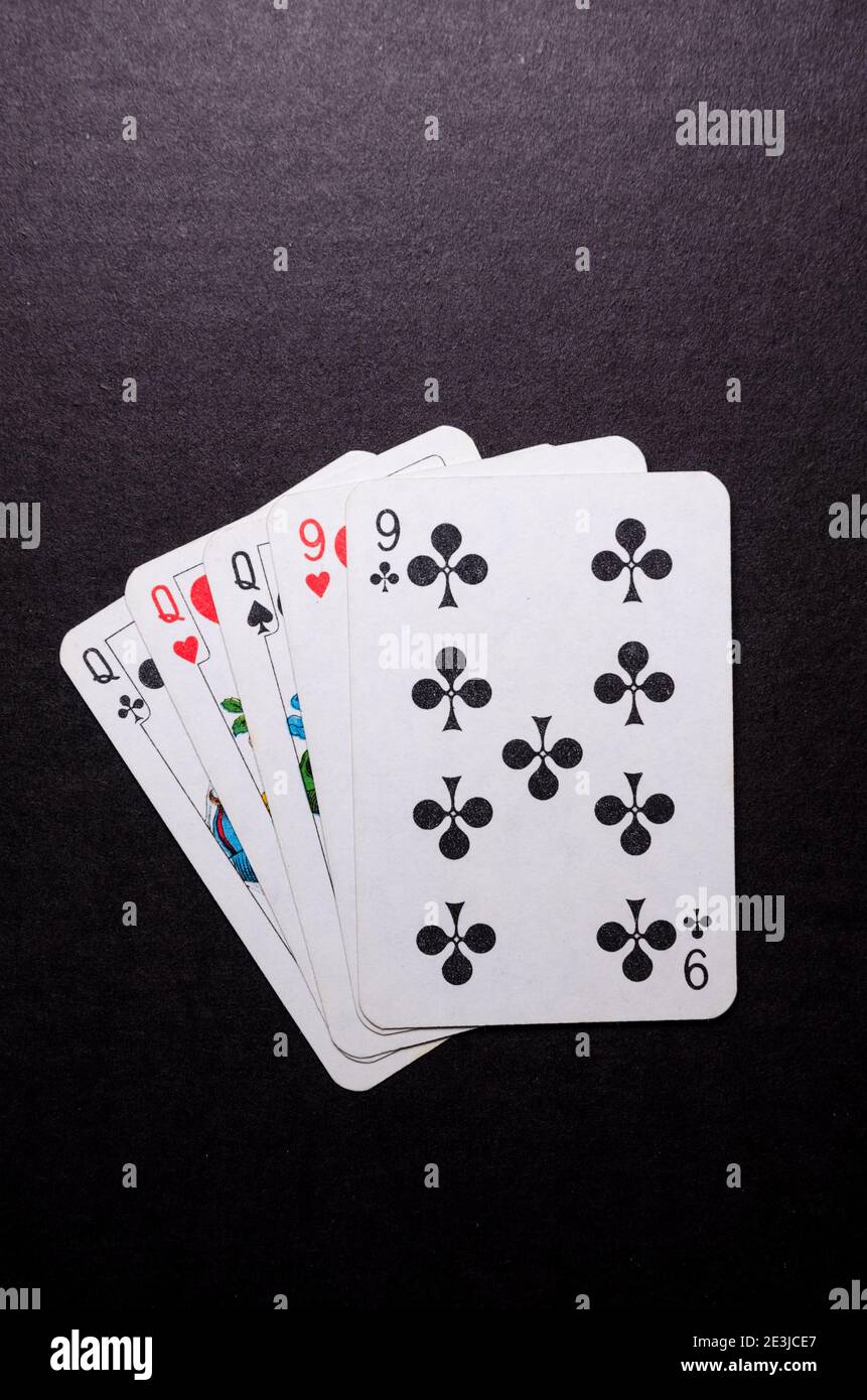 Full cards hi-res stock photography and images - Alamy