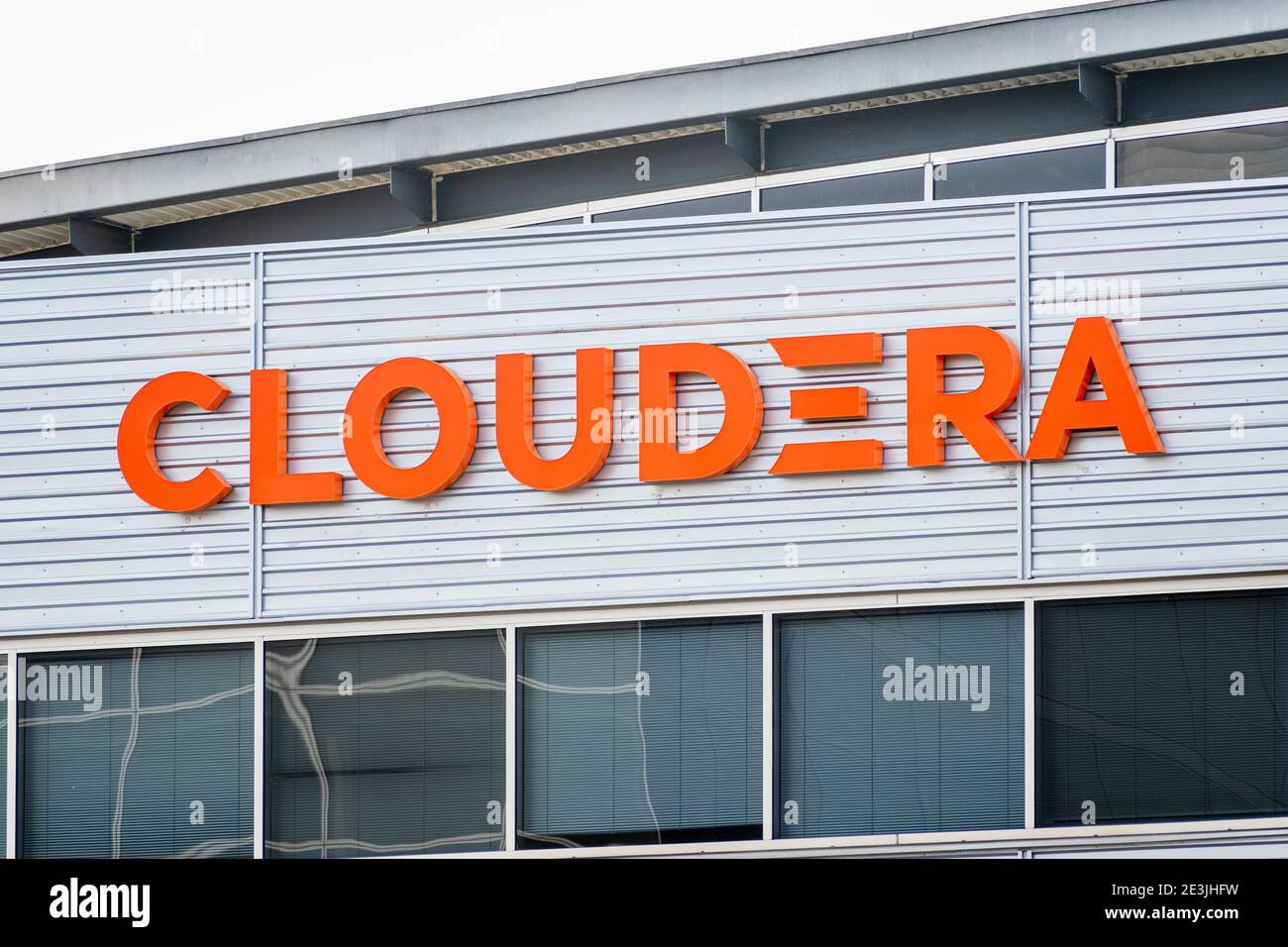 Cloudera company hi-res stock photography and images - Alamy