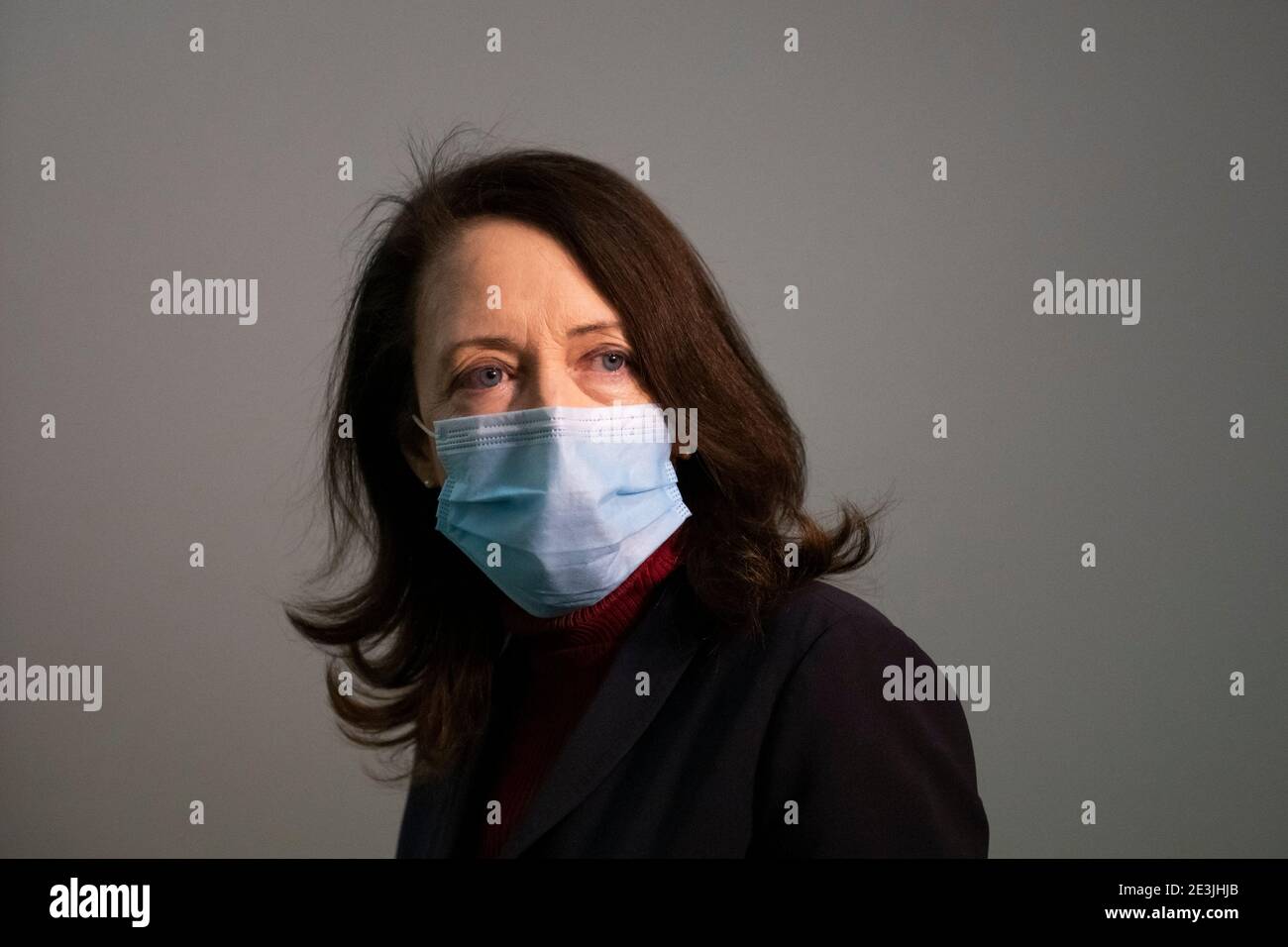 Maria cantwell hi-res stock photography and images - Alamy