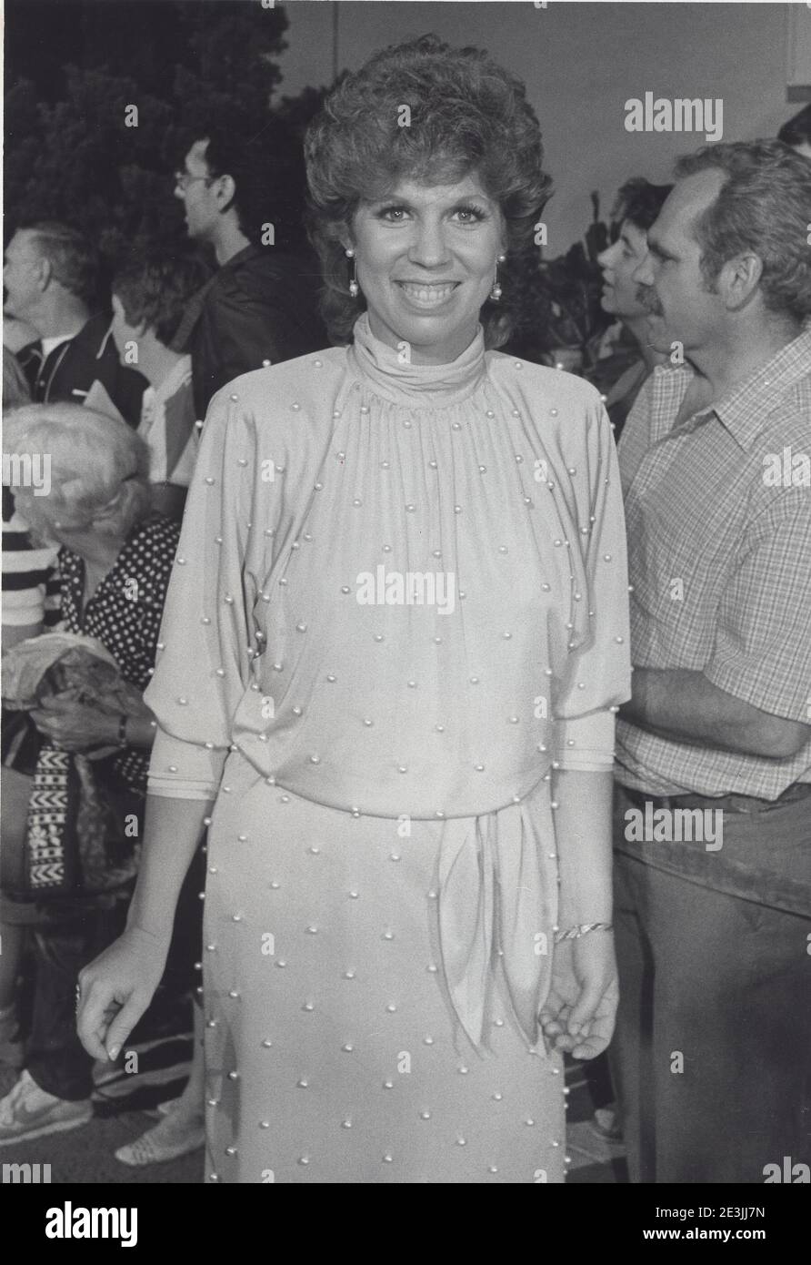 Vicki lawrence hi-res stock photography and images - Alamy