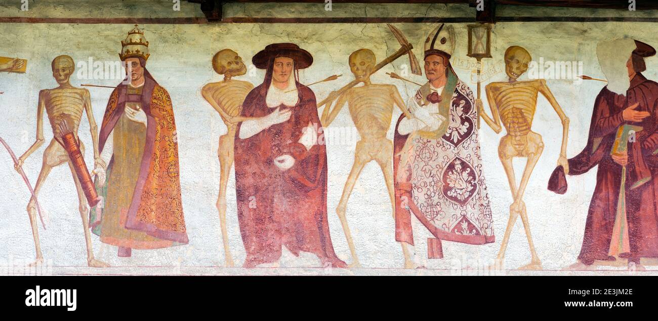 Danza macabra hi-res stock photography and images - Alamy