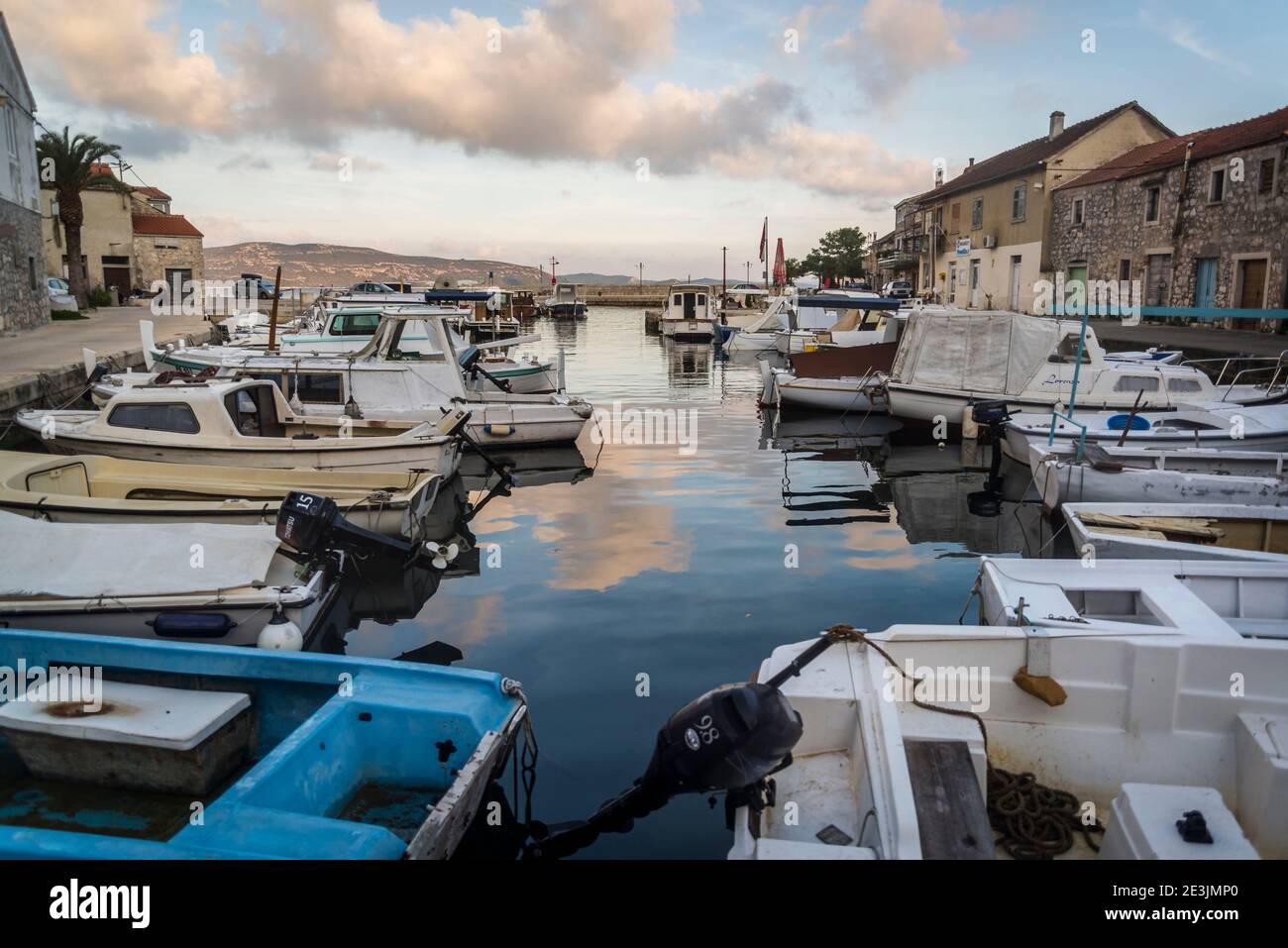 Harbour in Mali Iz, sland of Iz, Zadar archipelago, Dalmatia, Croatia ...