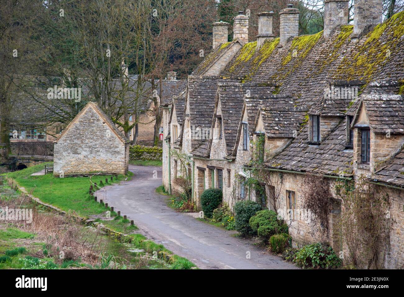 Arlington Row in Bibury, Cotswolds, UK Stock Photo - Alamy