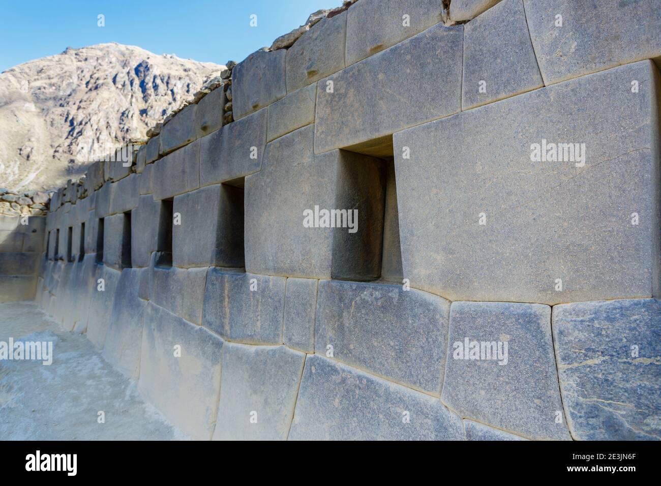 Interlocking blocks hi-res stock photography and images - Alamy