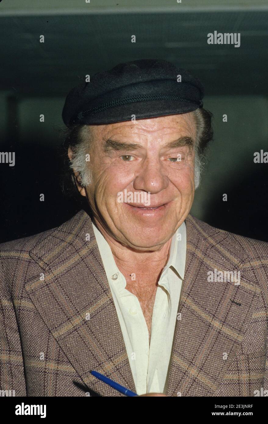 Lionel stander hi-res stock photography and images - Alamy