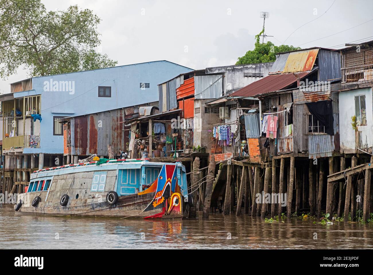 Stilt houses mekong hi-res stock photography and images - Alamy Stilt houses mekong hi-res stock photography and images - Alamy