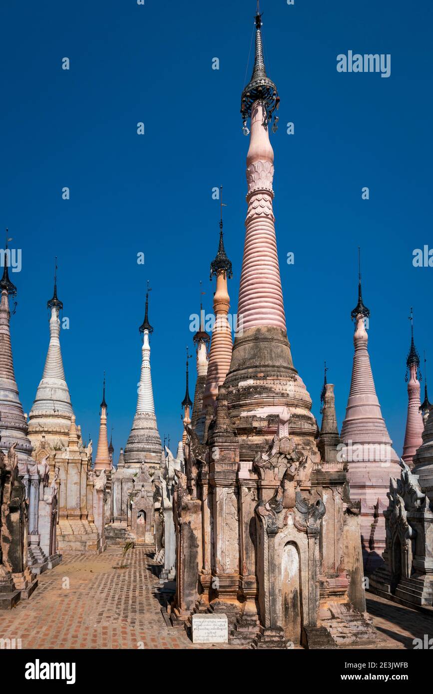 Kakku Pagodas (AKA Mwe Taw Kakku Pagodas Complex), Taunggyi District ... Kakku Pagodas (AKA Mwe Taw Kakku Pagodas Complex), Taunggyi District ...