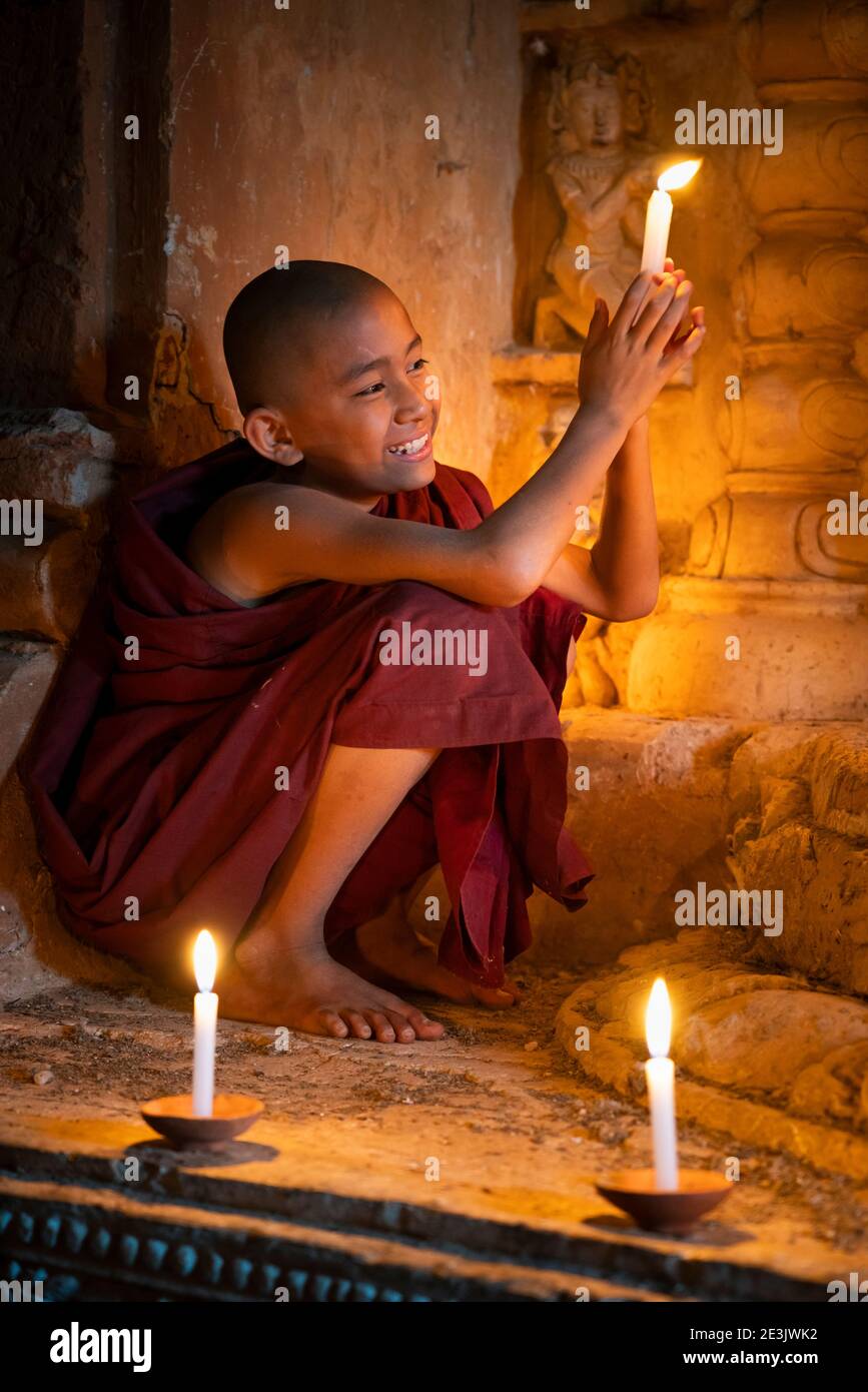 Crouching monk hi-res stock photography and images - Alamy