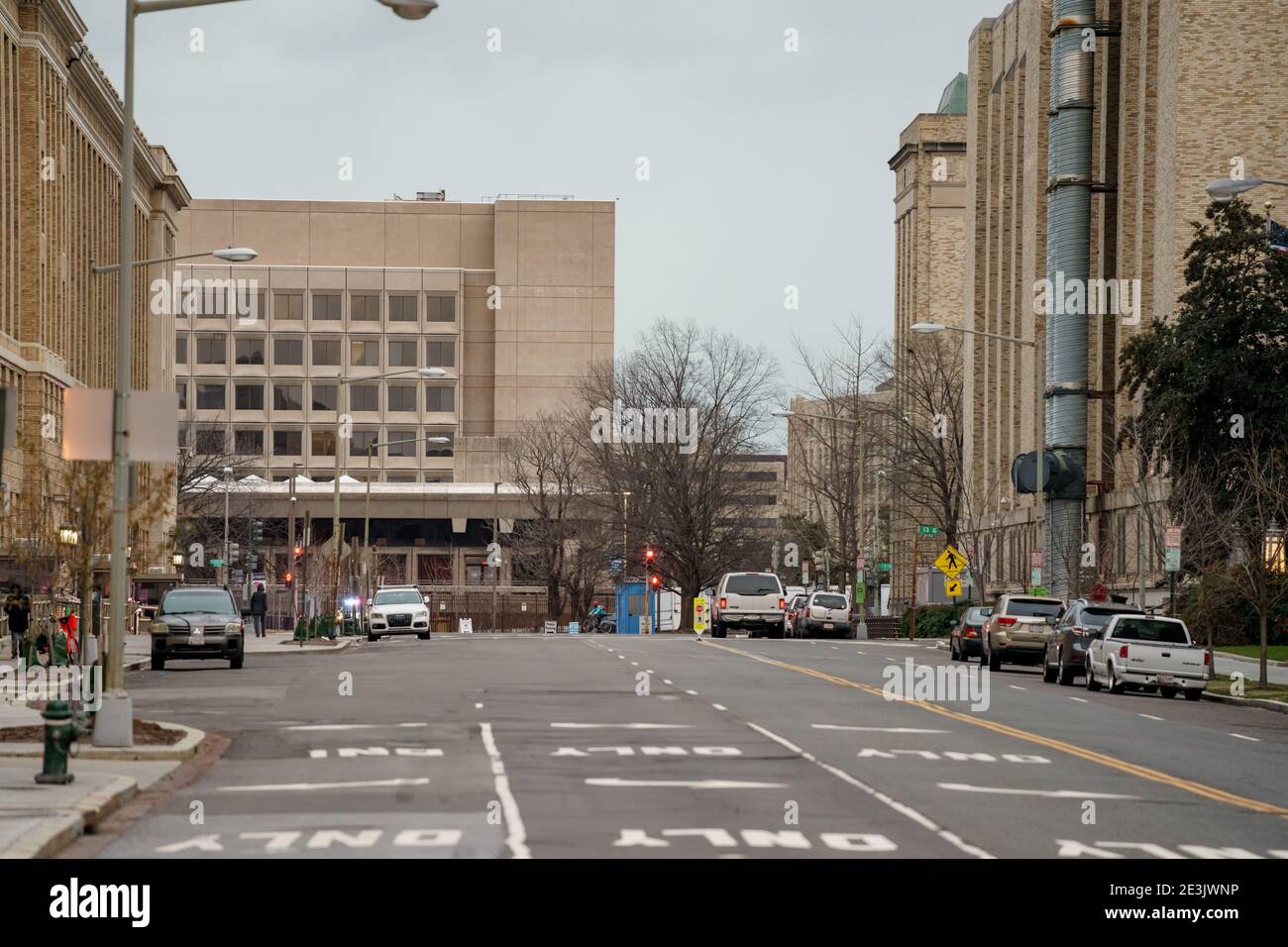 Narrow angle view hi-res stock photography and images - Alamy