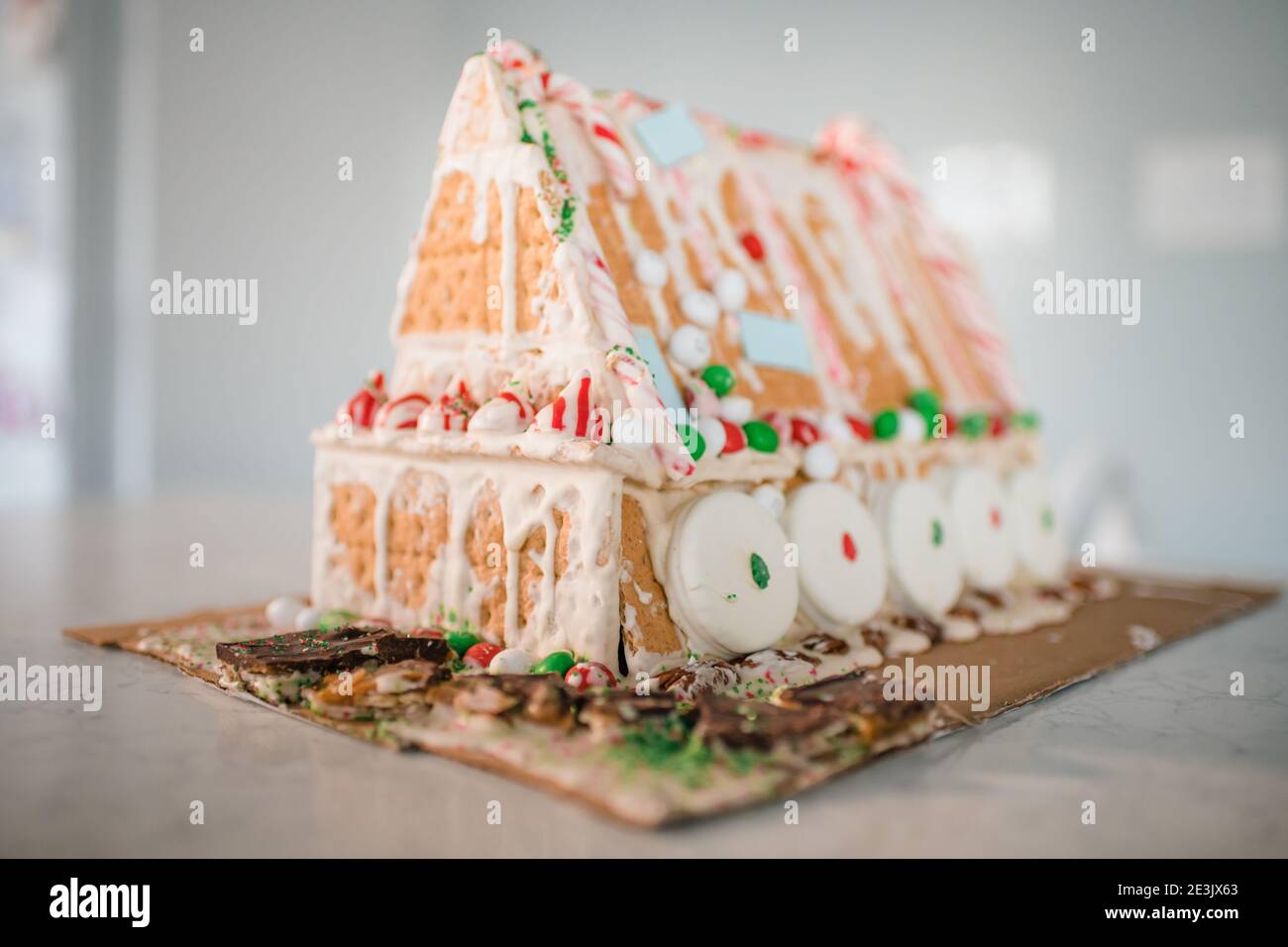 Finished gingerbread house on kitchen counter Stock Photo - Alamy