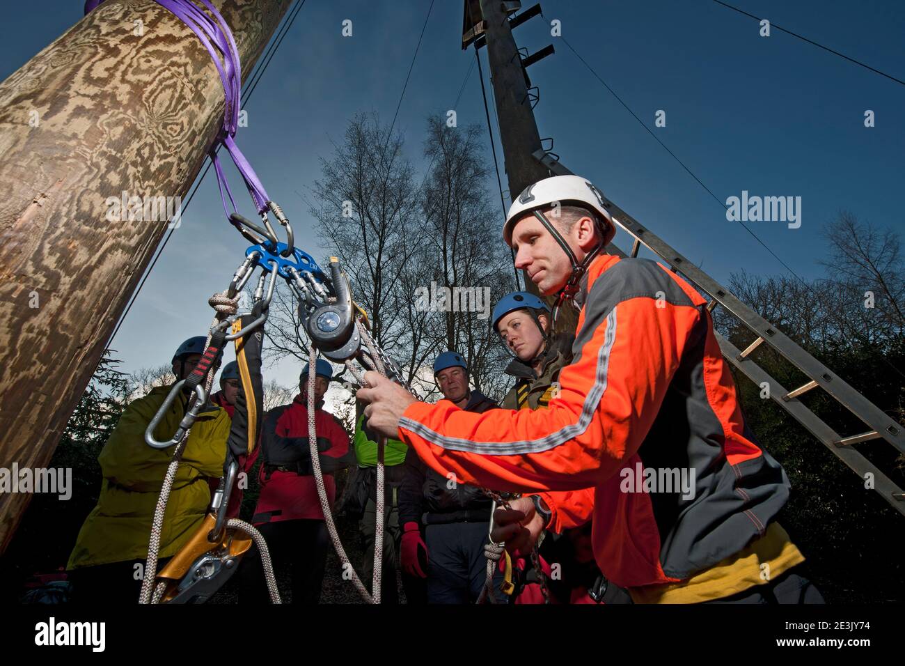 Rope access techniques hi-res stock photography and images - Alamy