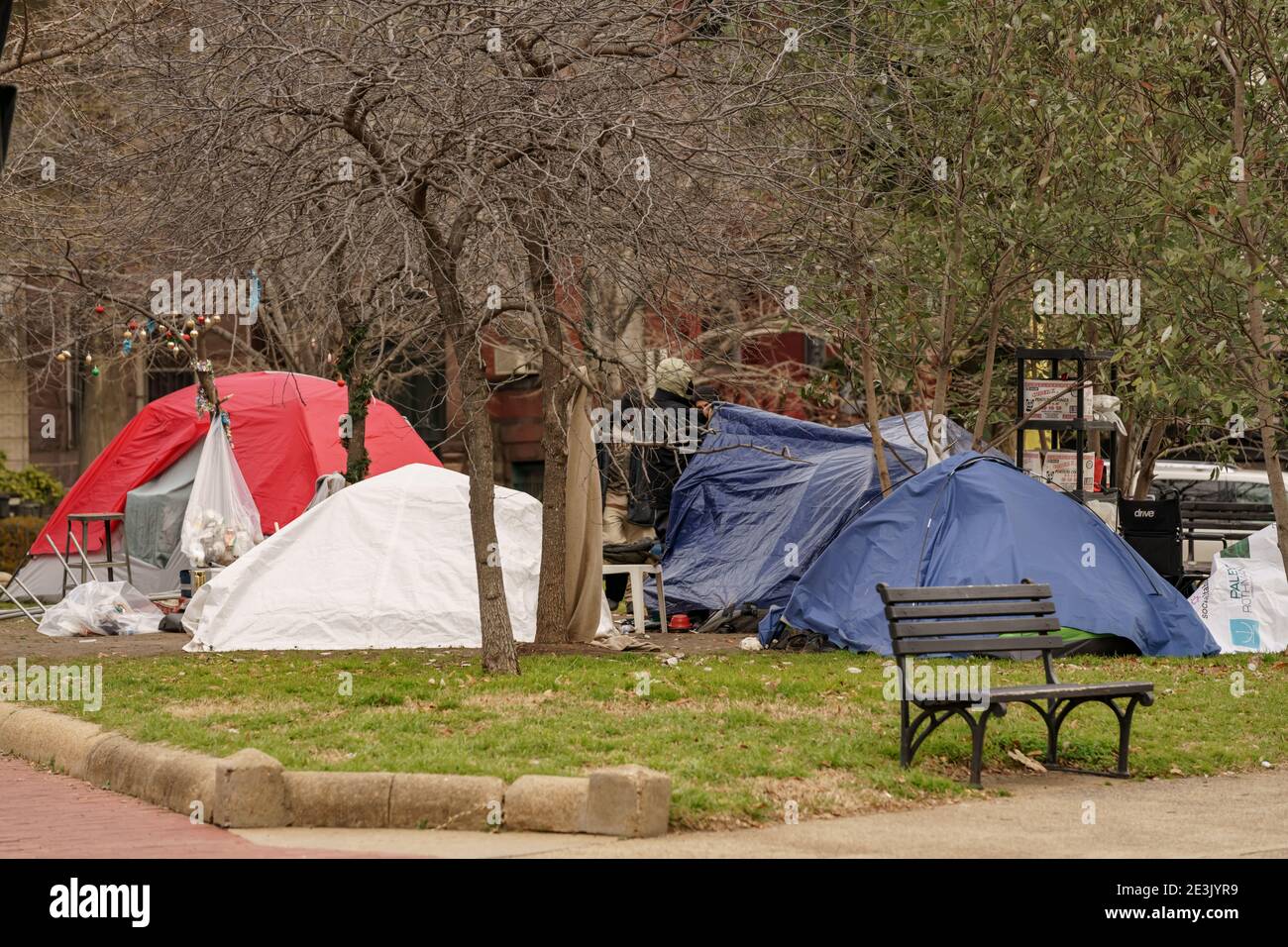 Homeless encampment hi-res stock photography and images - Alamy