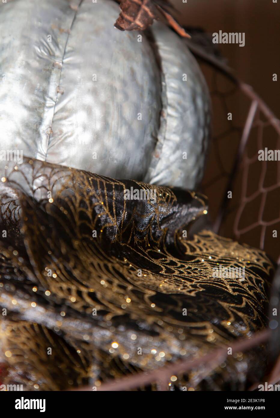 Orange candy wrappers hi-res stock photography and images - Alamy