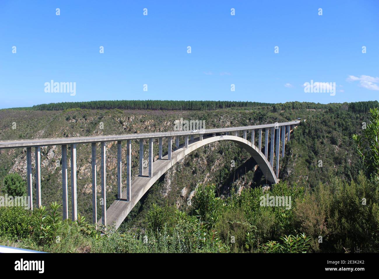 Bloukrans bunjee jumping bridge is an arch bridge located near Nature's ...