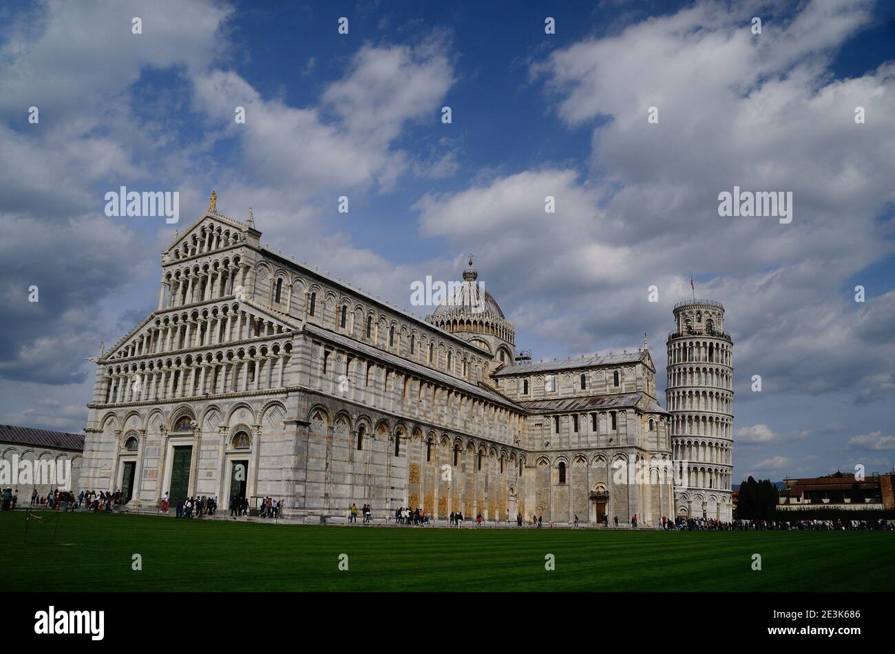 Leaning Tower of Pisa and Cathedral with blue sky and clouds Stock ...
