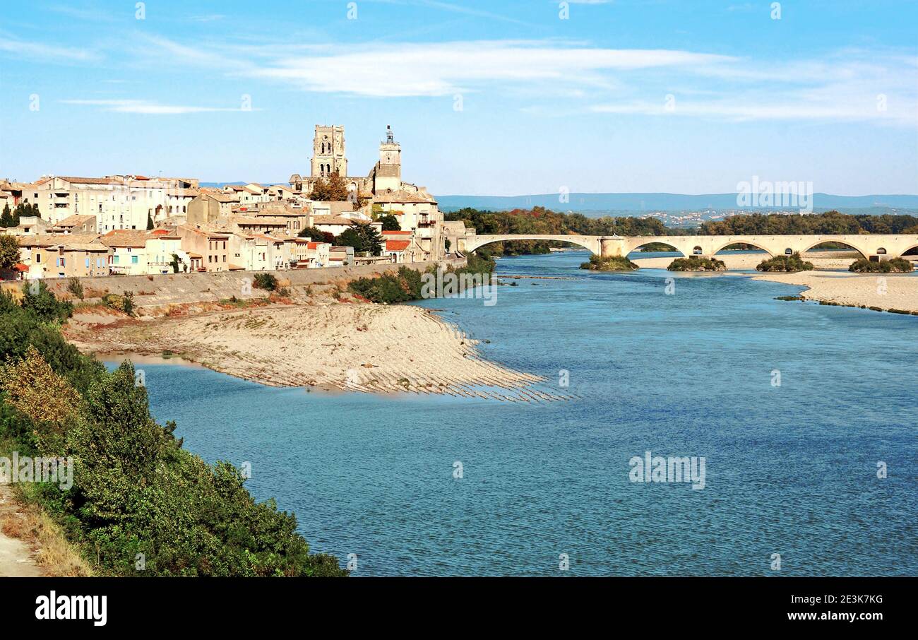 Saint spirit bridge hi-res stock photography and images - Alamy
