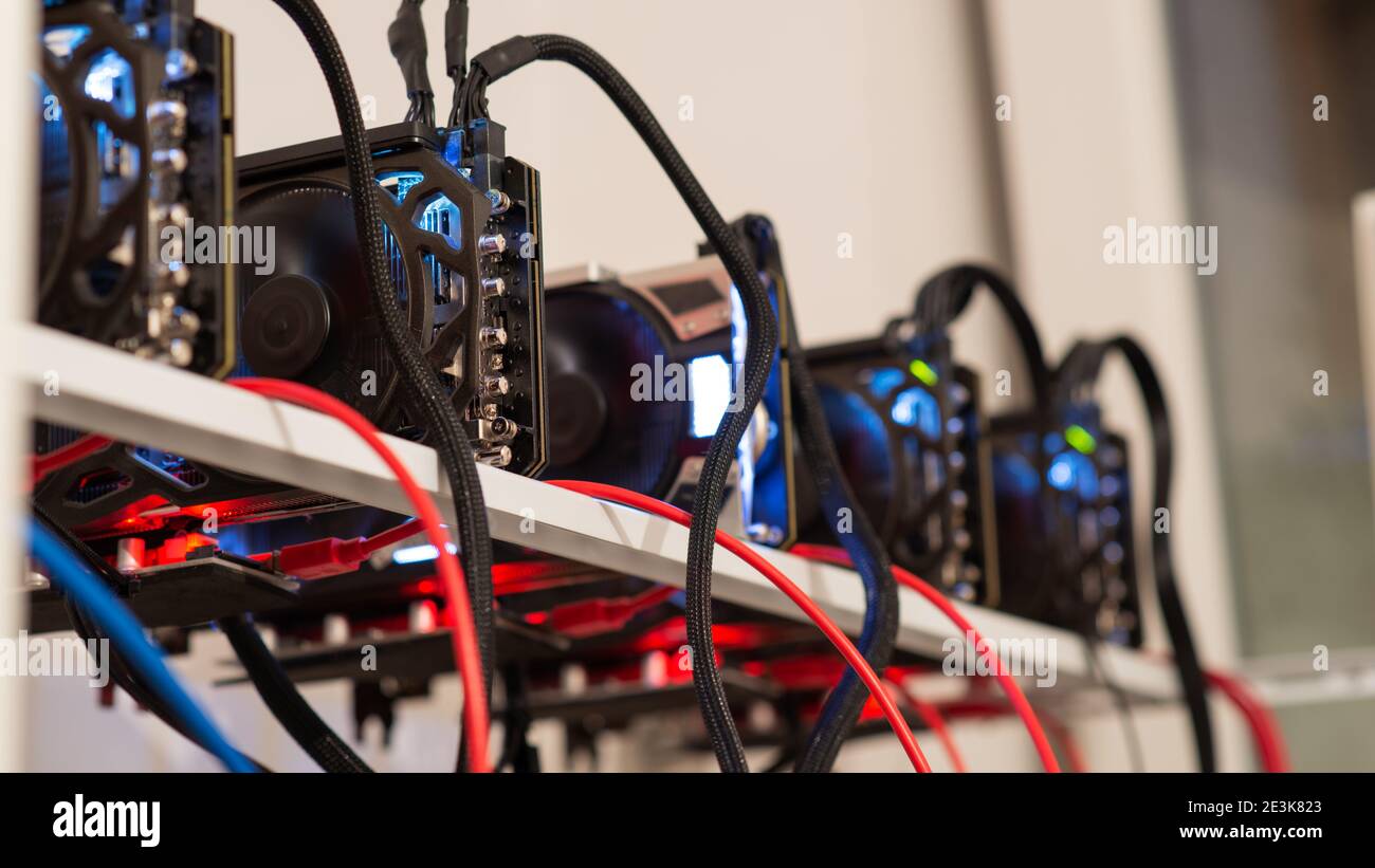 Mining rig hi-res stock photography and images - Alamy