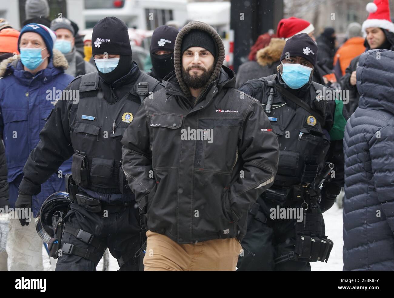 Police riot control hi-res stock photography and images - Alamy