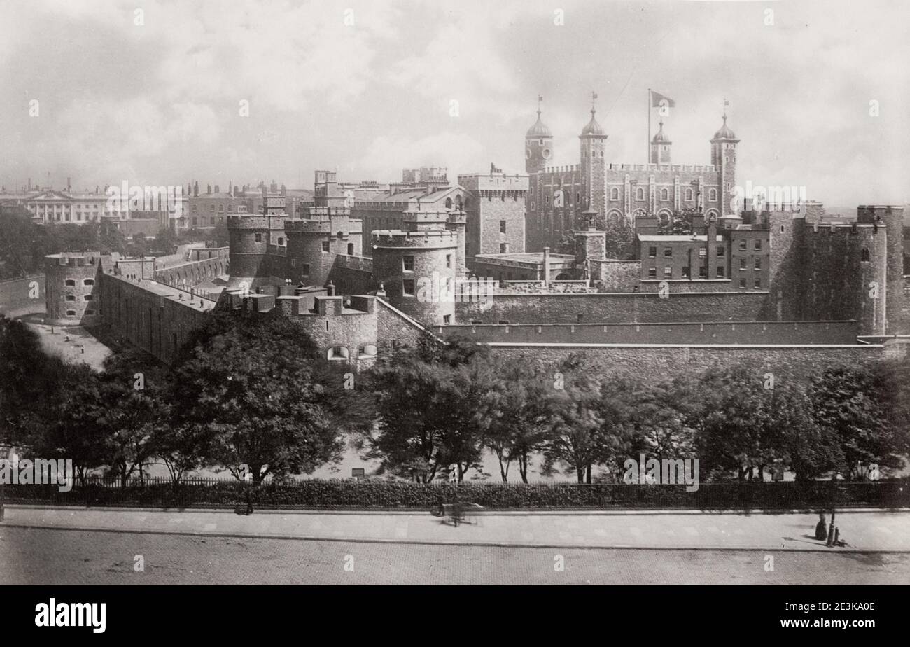 Old street london 19th century hi-res stock photography and images - Alamy