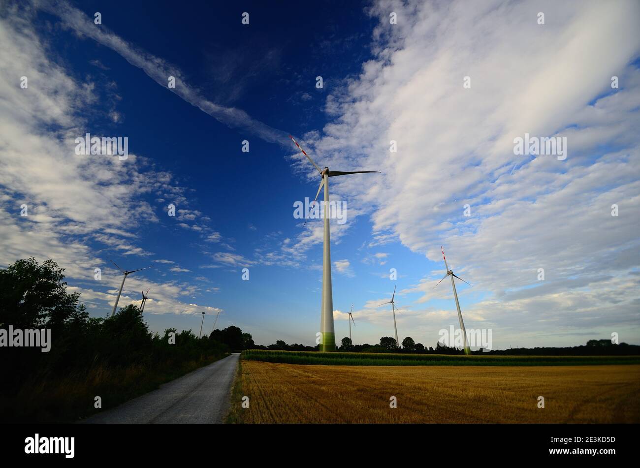 Many windmills hi-res stock photography and images - Alamy