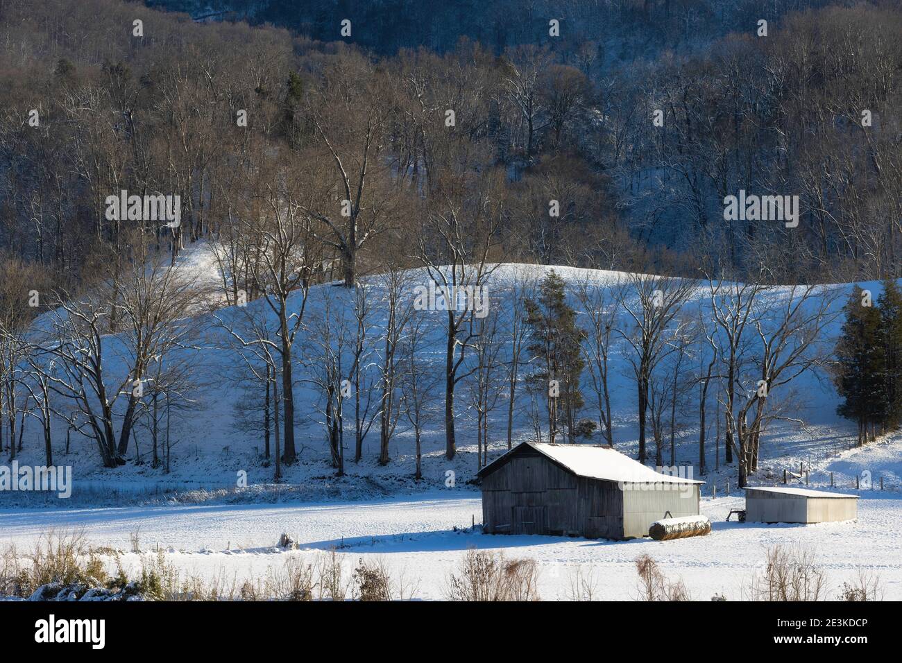 Winter snow countryside landscape in rural northeastern Tennessee Stock ...