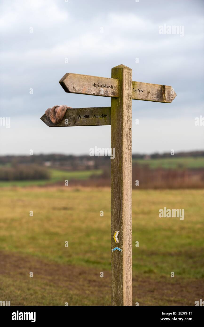 Lost property sign hi-res stock photography and images - Alamy