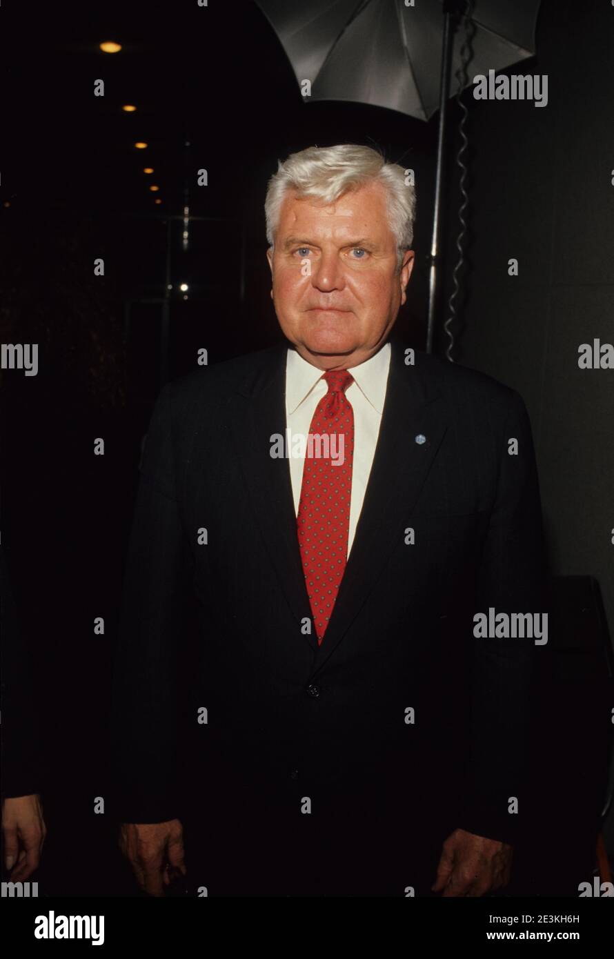 JIM STOCKDALE 1987 Credit: Ralph Dominguez/MediaPunch Stock Photo - Alamy