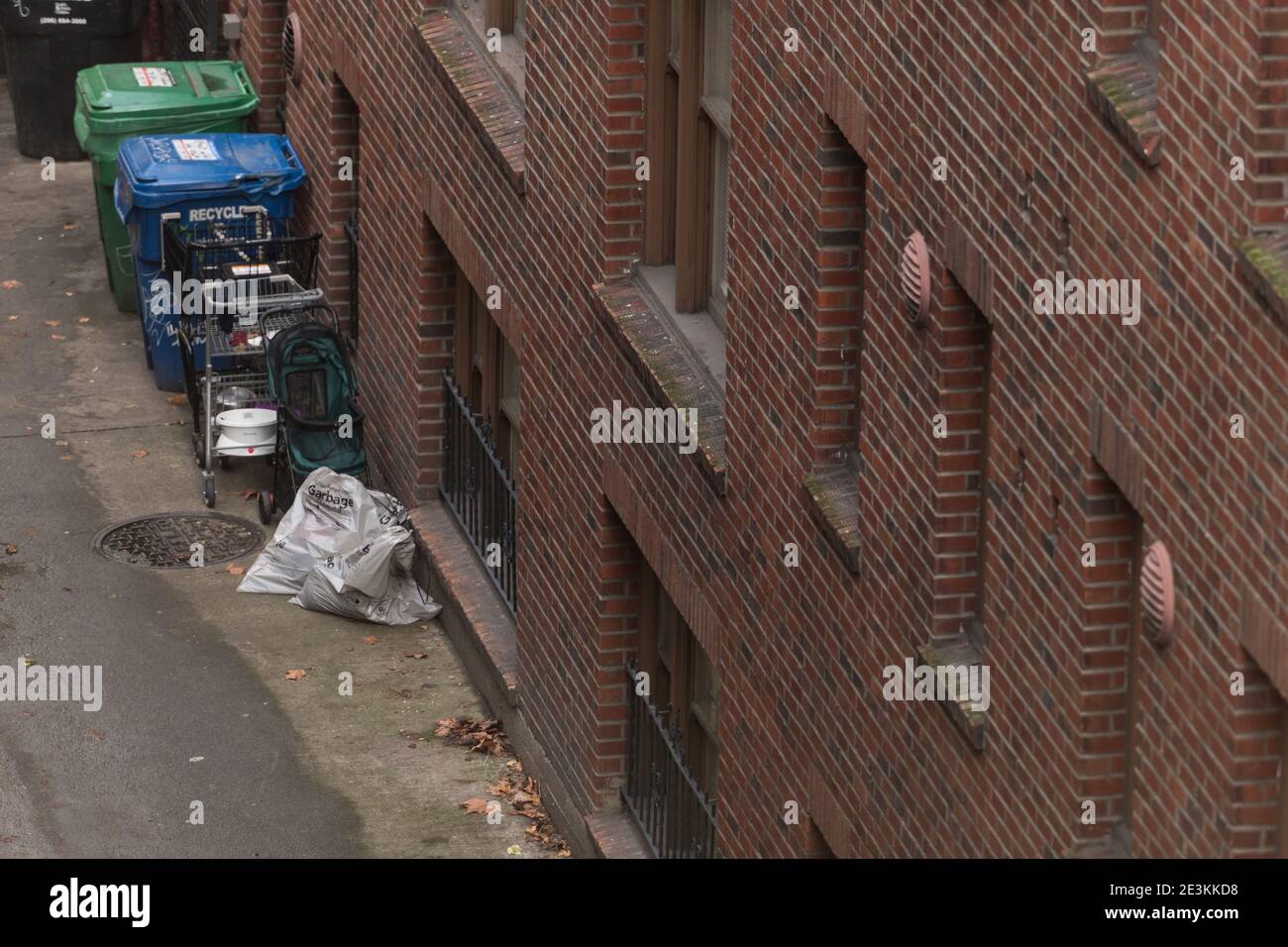 Seattle, USA. 22 Dec, 2020. Mid-day a homeless persons belongings place ...