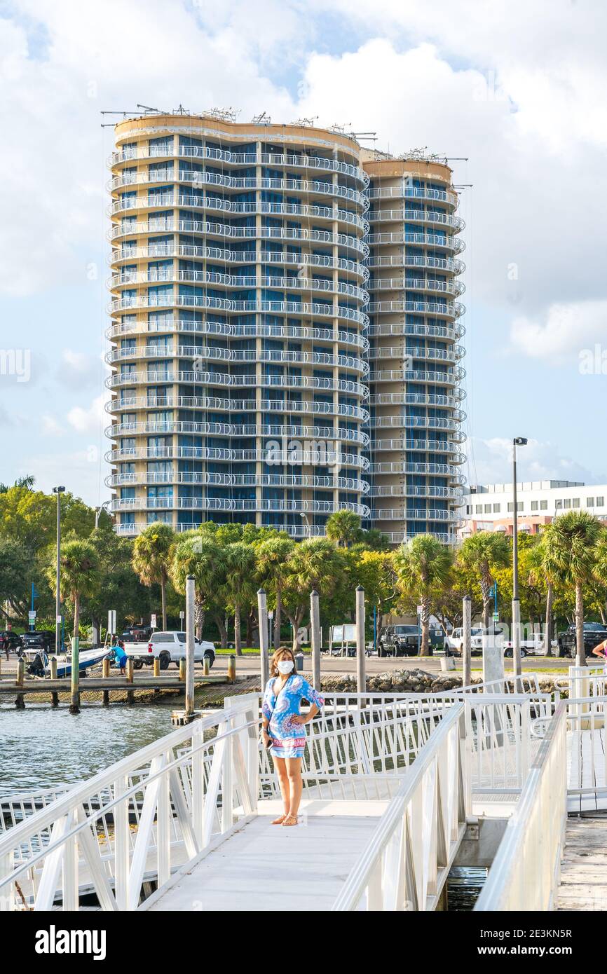 Grand bay hotel coconut grove hi-res stock photography and images - Alamy