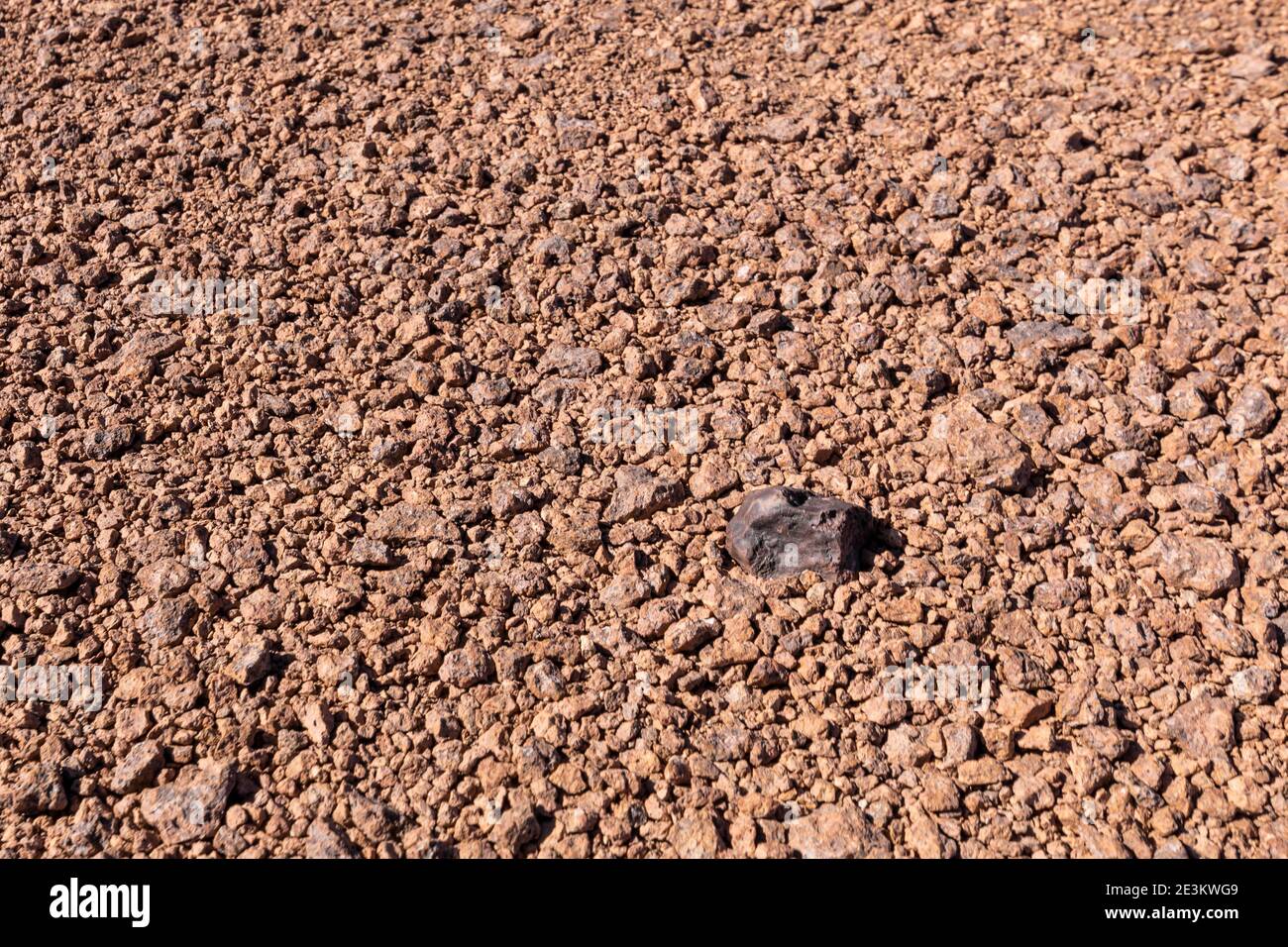 Desert meteorites hi-res stock photography and images - Alamy