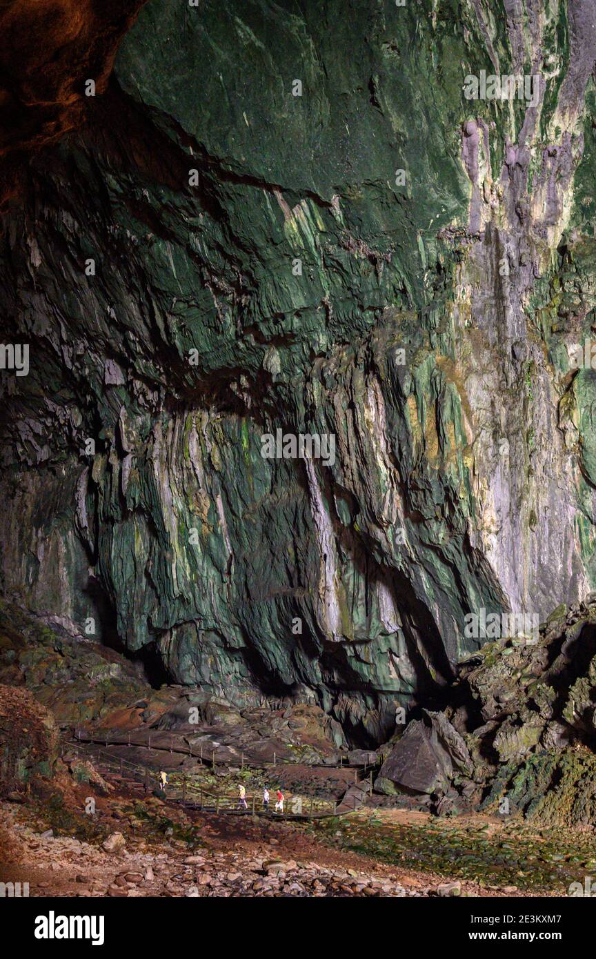 Large cave hi-res stock photography and images - Alamy