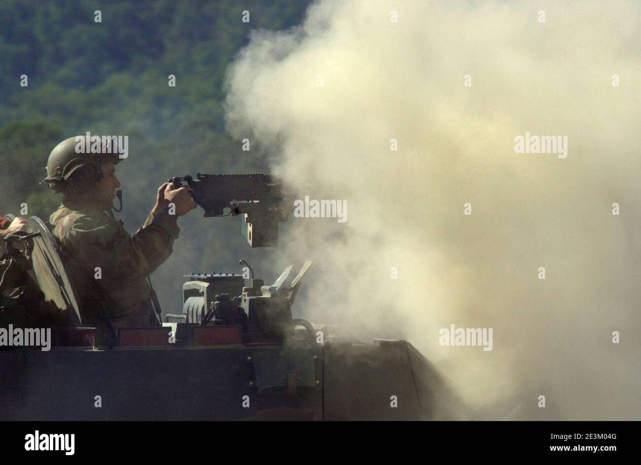 Exercise tandem thrust hi-res stock photography and images - Alamy